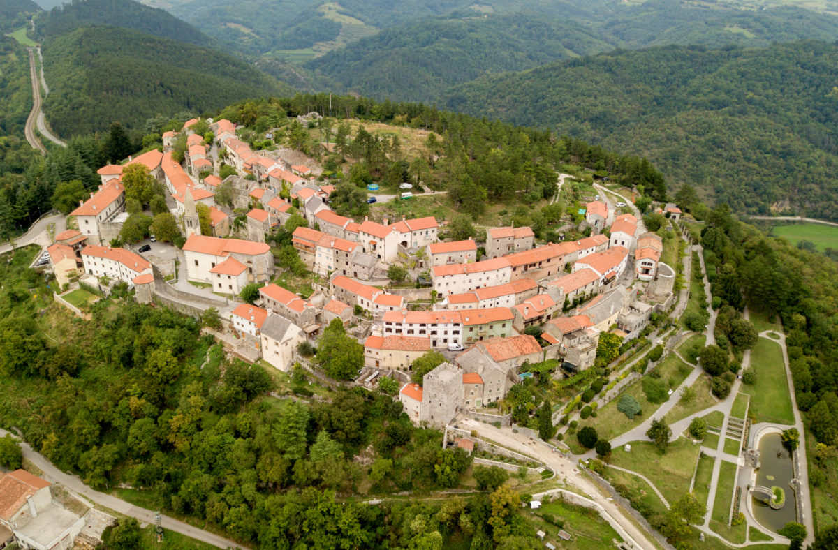 štanjel Archives - Vandraj